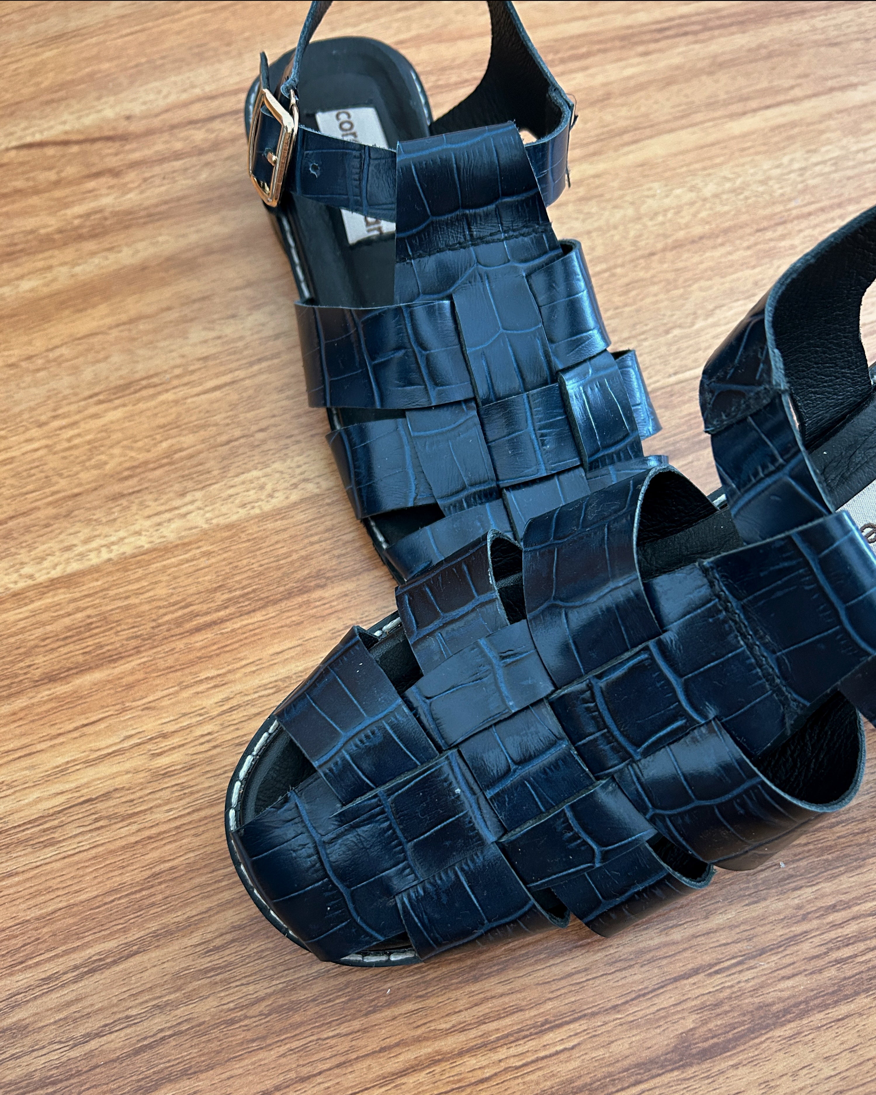 Moon Midnight Croc – Cora and Bear